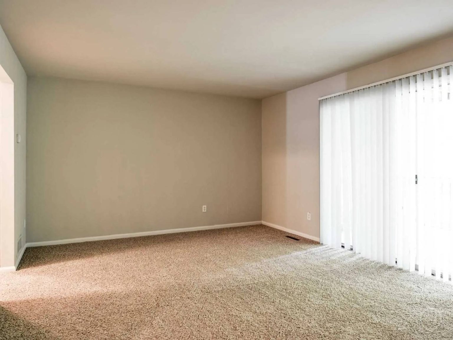 Walden-Townhomes_5ce43da7c28340-010 - Capano Residential